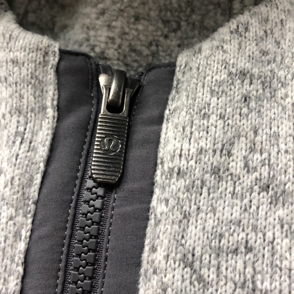 Lululemon Grey 1/4 Zip - Gem